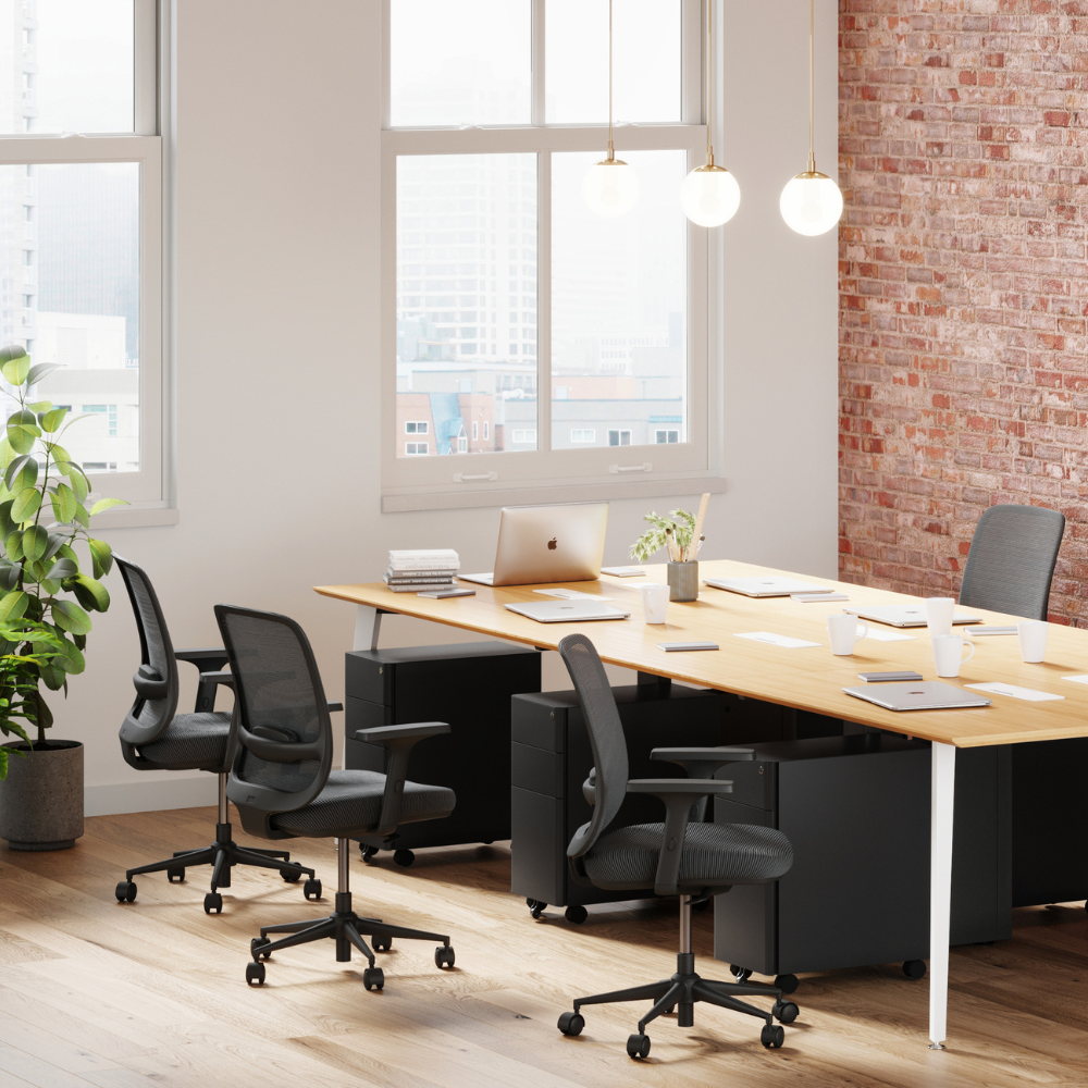 Six-Seat Desk | Durable & Ergonomic Office Desk | Recess